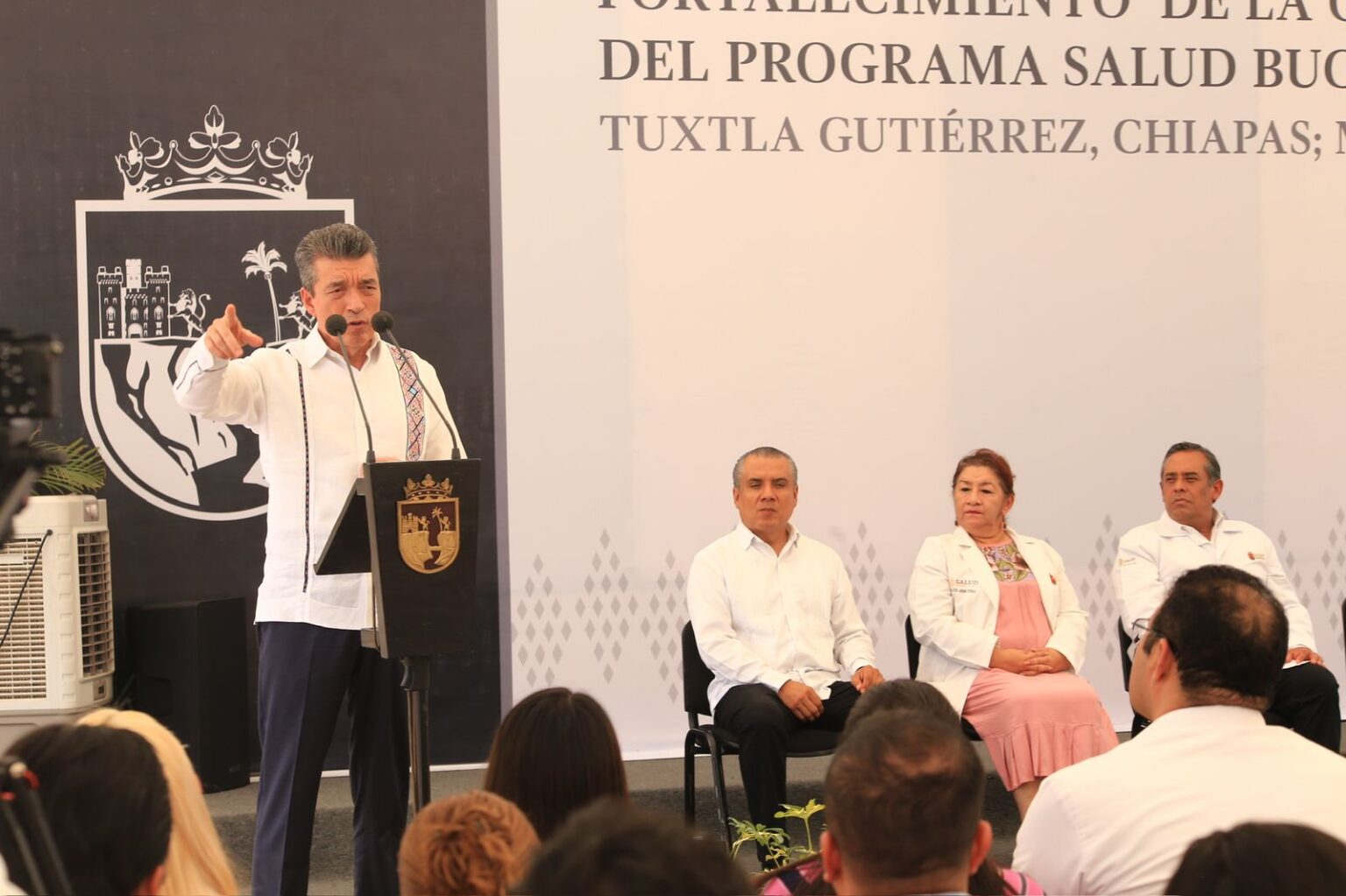 Rutilio Escandón: Se equipan unidades médicas para fortalecer ...